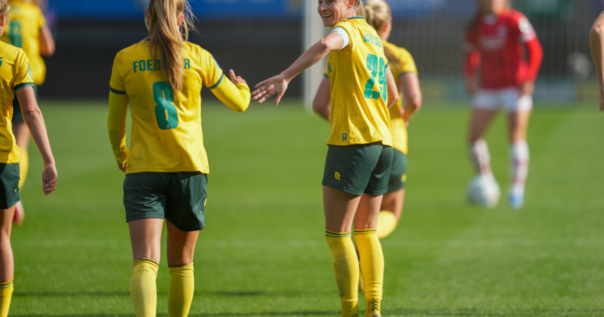 Fortuna vrouwen wint van PSV | Fortunasittard.nl